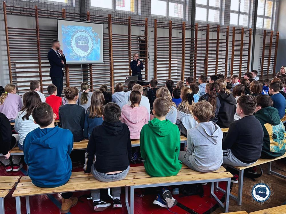 Edukacja z policjantami Zarządu w Katowicach CBZC - Aktualności ...